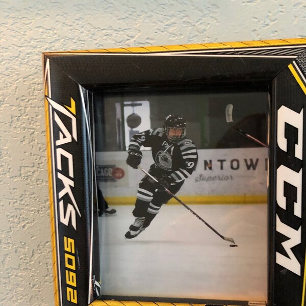 Set of 4 Hockey Puck Frames-free SHIPPING in US - Etsy