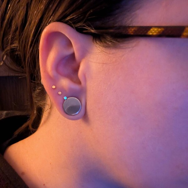 18g Push Pin Labret Stud • 925 Sterling Silver • Tragus Stud • Flat ...