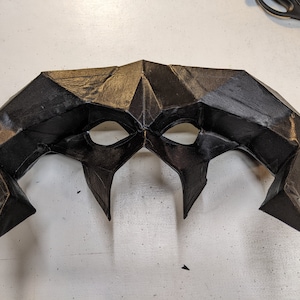 BLAST Mask Easy Low-poly Polygon Mask PDF Download - Etsy