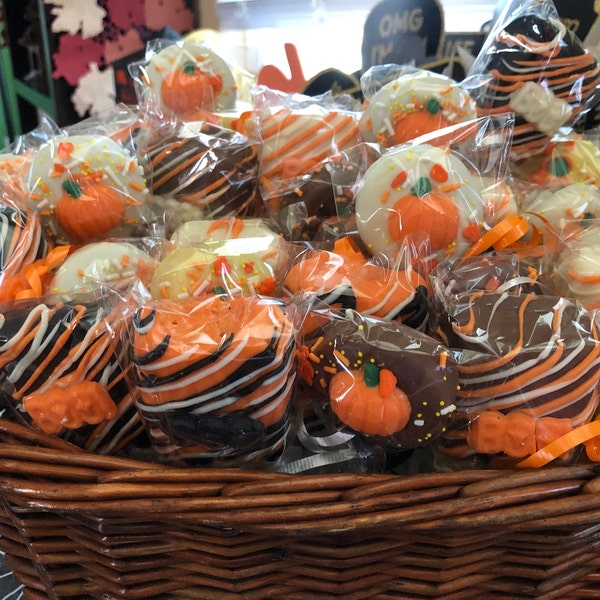 Pumpkin Chocolate Covered Oreo Pops-halloween, Fall Themed Party ...
