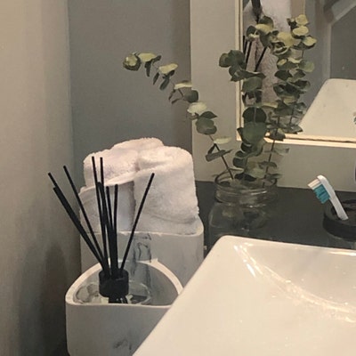 Reed Diffuser Mahogany Teakwood Home Fragrance Diffuser - Etsy