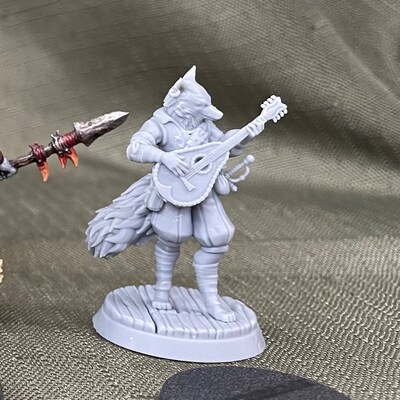 32mm Male Kitsune Bard With Lute Miniature by Galaad Tabletop D&D ...