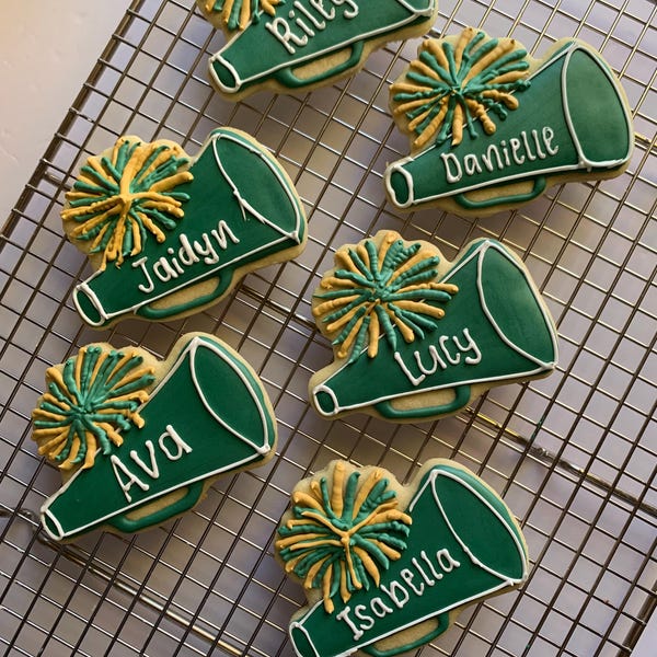Cheer Megaphone & Pompom Cookie Cutter - Etsy