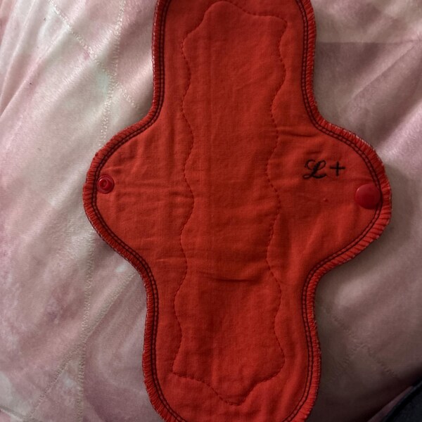 17 Heavy Wide Flare Cloth Pad,plain Colors, Gusher or Non Gusher ...