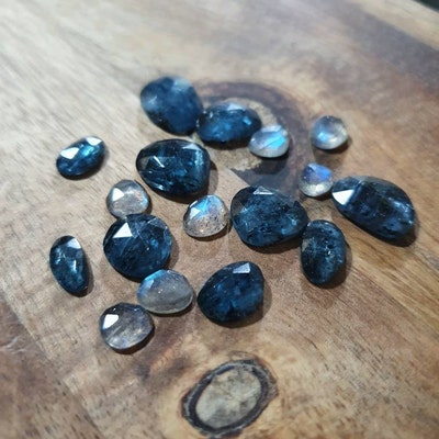 13 Piece Natural Vessonite Rose Cut Both Side, 19 Carats Top Green ...