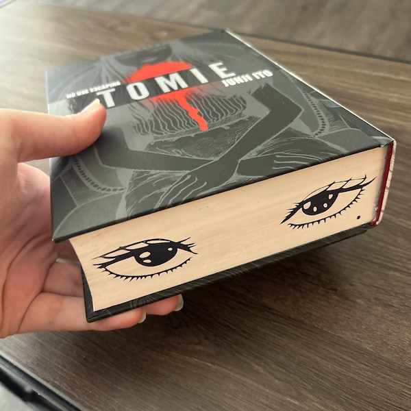 Junji Ito Custom Manga Set | Tomie / Uzumaki / Gyo | Painted ... Junji Ito Custom Manga Set | Tomie / Uzumaki / Gyo | Painted ...