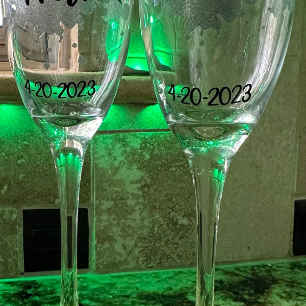 Sunglass Holder | Wooden Wall Rack for Sunglasses | Stay Shady | Hello ...