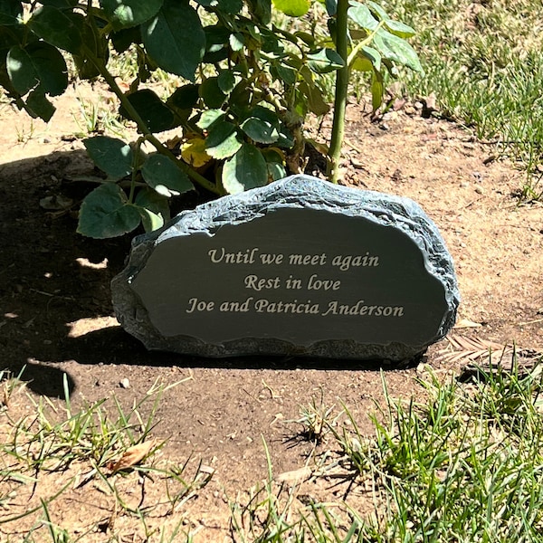 Personalized Garden Stones Engraved With Any Message, Engraved Welcome ...