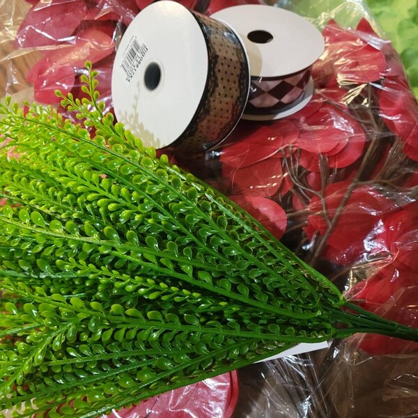 23” Artifical Ficus Stems (bundle of 12), Green or Variegated Ficus ...