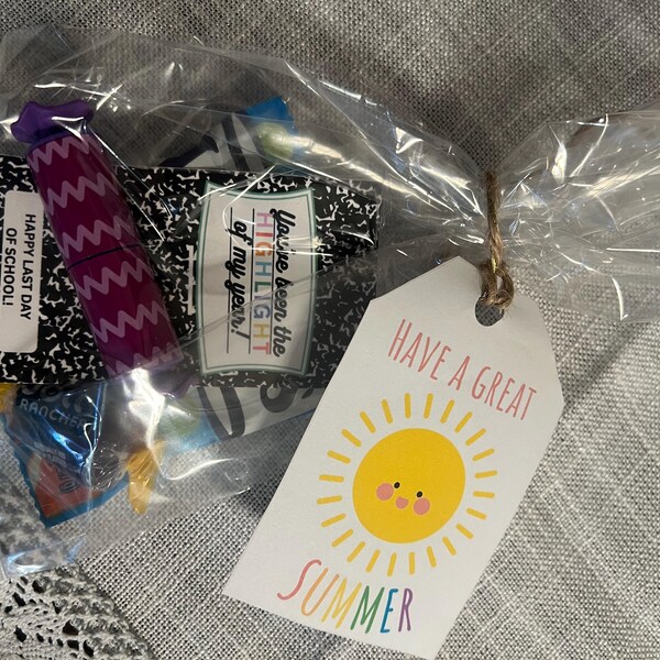 Set of 30 First Day of School Gifts for Students | Variety Pack of ...