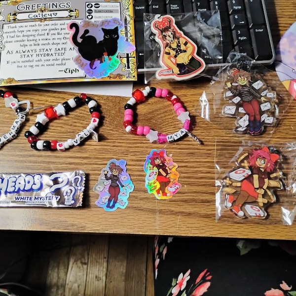 Creepypasta — Strangled Red Acrylic Charm(s) W/ Lanyard - Etsy