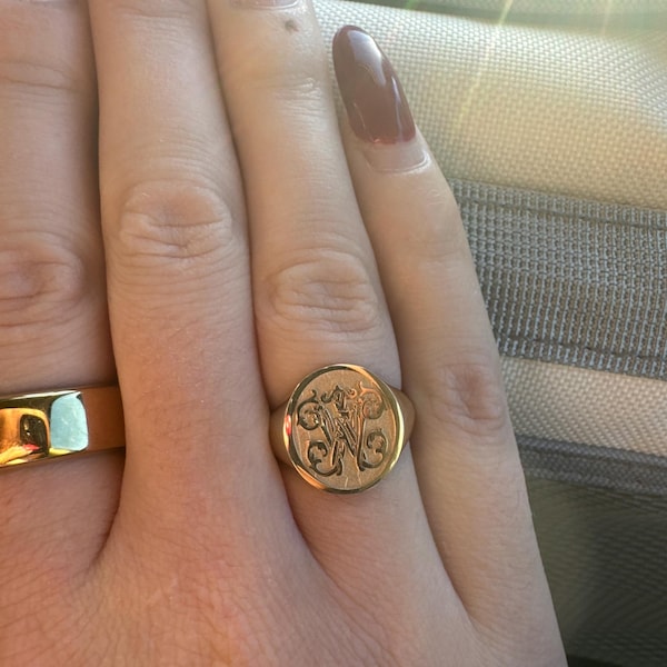 Gold Diamond Pave College Class Rings, Women's Class Ring, Gold ...