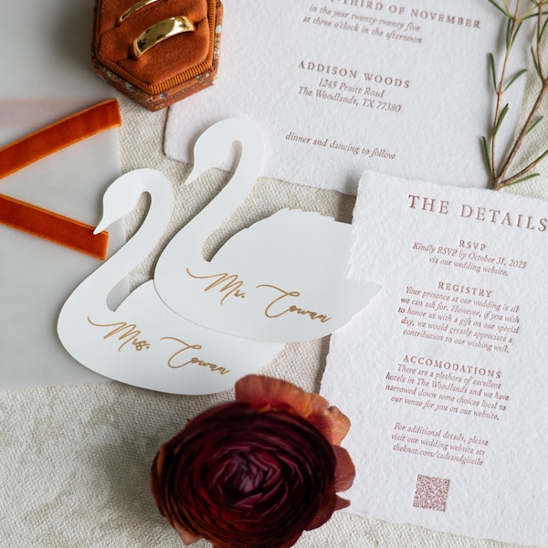 Calligraphy Swan Place Cards: Elegant Wedding & Party Decor - Etsy