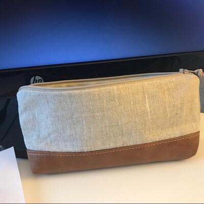 Linen Zippered Pouch // Travel Pouch //cosmetic Case // Large Zippered ...