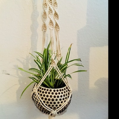 Macrame Knot Guide, Macrame Knot Tutorial, Learn Macrame Knots for ...