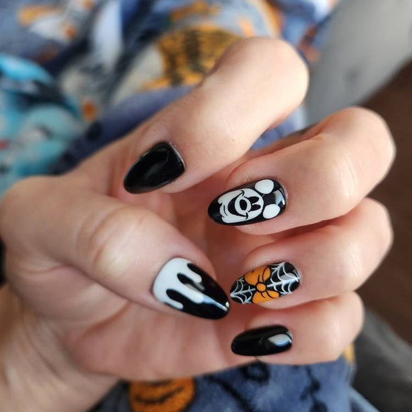 Vacation Cruise Ship Nail Art | Anchor's Away | Red White and Blue ...