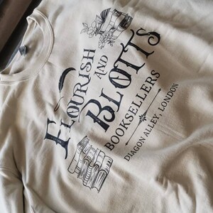Dark Academia Reading Shirt Vintage Bookish Gothic Sweatshirt Poet ...