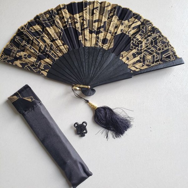 Black Hand Fan | Folding Hand Fans With Sacred Geometry | Fächer ...