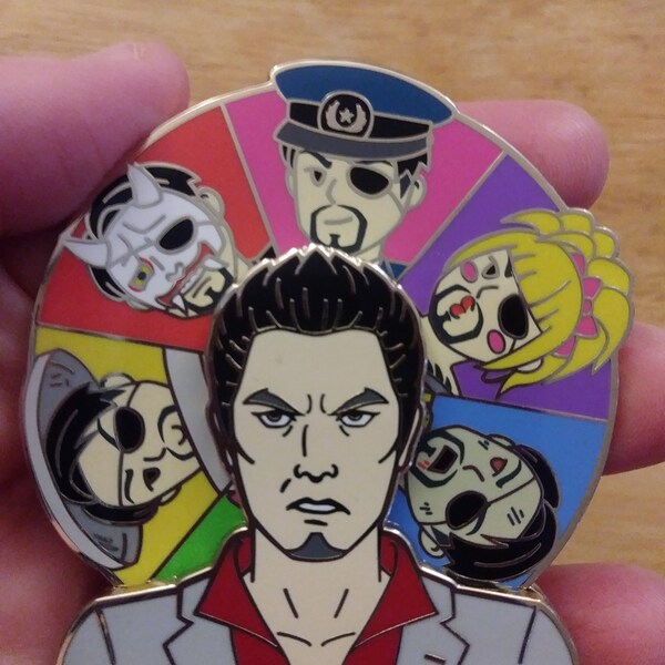 Yakuza Pin - Kiryu and Majima Everywhere Enamel Pin Spinner *UPDATED ...