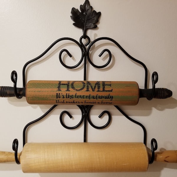 Wrought Iron Rolling Pin Holder – Amish Made Farmhouse Kitchen Decor - Etsy