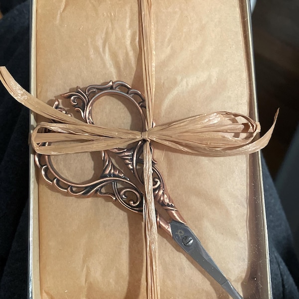 Entwined Embroidery Scissors • Ornate Vintage Style Quilting Scissors ...