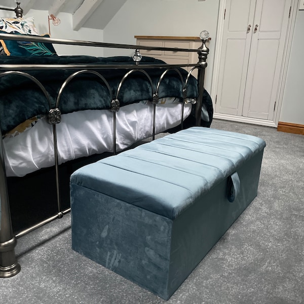 Ottoman Storage Box Engineered Wood Panel Style Luxurious Plush Velvet ...