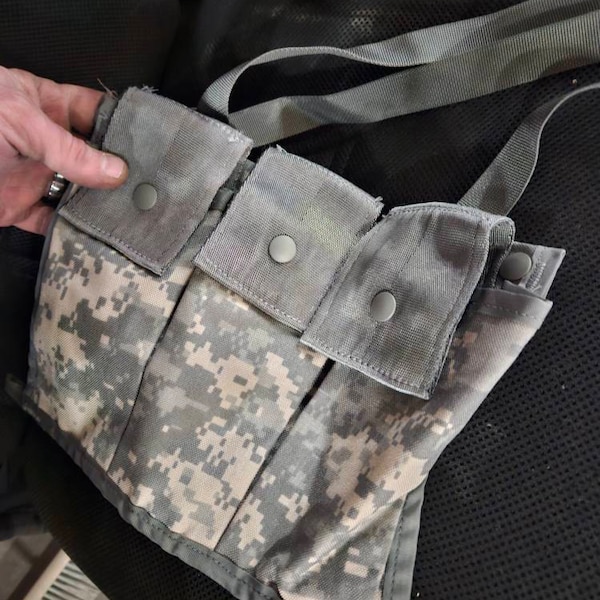 Molle II US Army Fighting Load Carrier FLC Tactical Vest W/ 9 Pouches ...