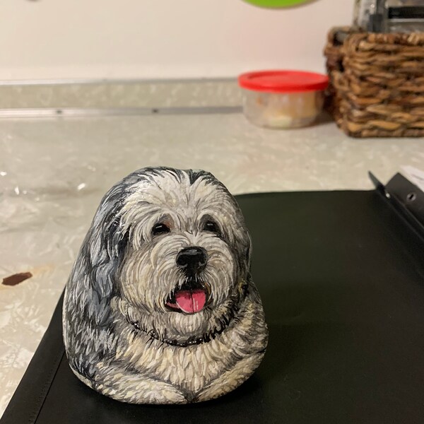 Hand-painted Custom Dog Portrait Rock: Pet Memorial Gift - Etsy