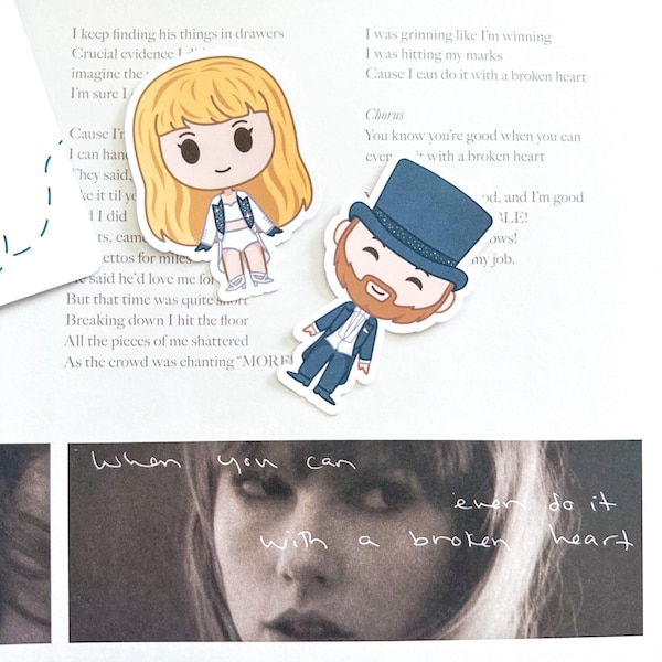 Cute Chibi Taylor Two Toned, Tour Outfit, Pop Star, Concert Performer ...