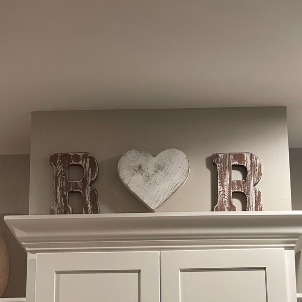 White Distressed Heart, Wooden Heart, Heart Decor, Valentine’s Decor - Etsy