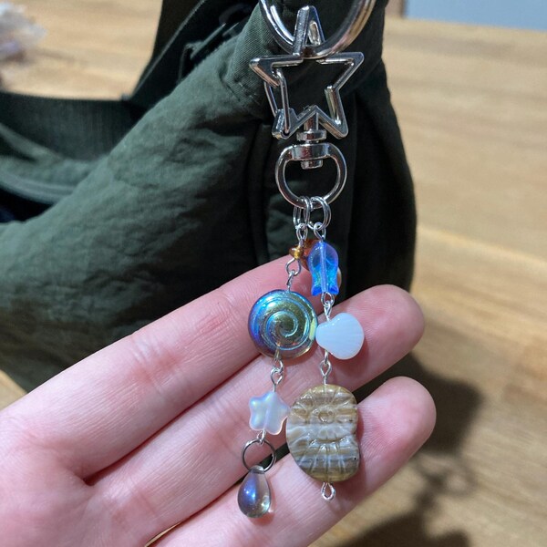 Pink Leafy Spiral Keychain / Bag Charm Cute and Simple Y2k Keychain ...