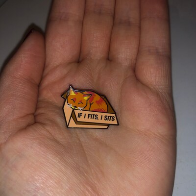 If I Fits I Sits Ginger Cat Pin Badge Hard Enamel Nickel-free Brooch ...