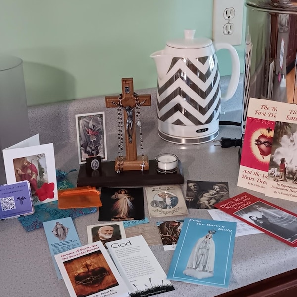 Vineyard Handcrafted Wood Fence. Prop, for Byers Choice Carolers or ...