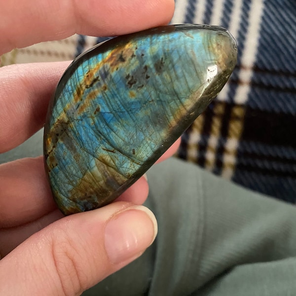 Spectrolite Stone - Polished Spectrolite Palm Stone - Extra Quality ...