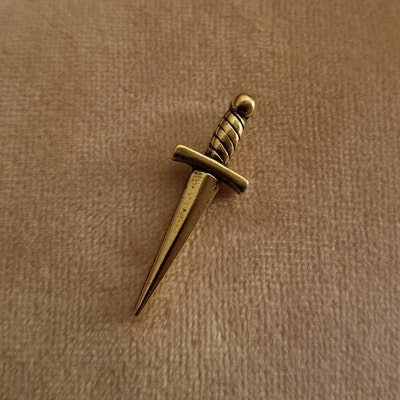 Gold Dagger Lapel Pin CC545G Shakespeare Medieval and - Etsy