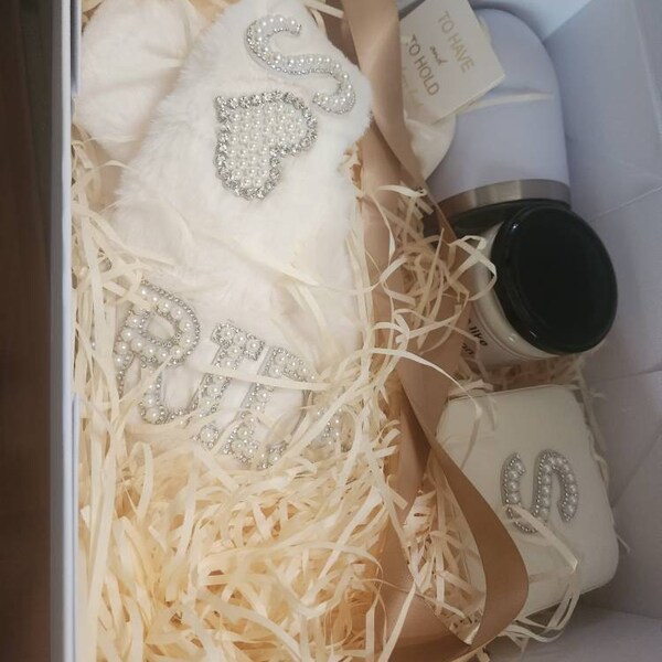 Luxury Bride Gift Box Set, Future Mrs Gift Box,personalized Bridal ...