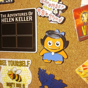 Mama Peccy Off-set Pin glitter - Etsy