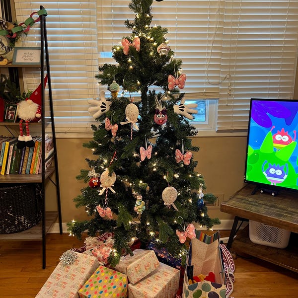 Christmas Tree Topper, Furry Green Arm Ornament Holder, Tree Decor ...