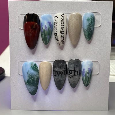 Mothman Cryptic Press on Nails, Reusable - Etsy