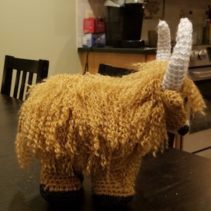 Miniature Highland Cow Crochet Pdf Pattern - Etsy