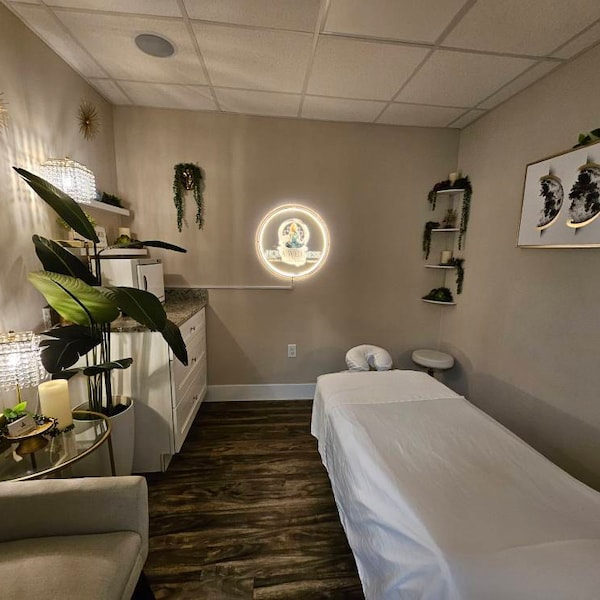 Custom Business Logo Sign | Custom Salon Logo Sign | Beauty Salon Sign ...