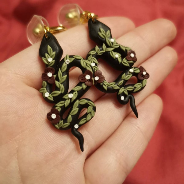 Goth Daisy Earrings, Dark Cottagecore Earrings, Trendy Whimsigoth ...