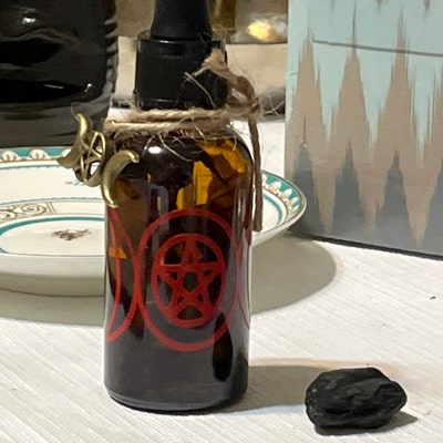 New Orleans Passion Oil, Jezebel Root, Love Potion, Love Oil, Desire ...