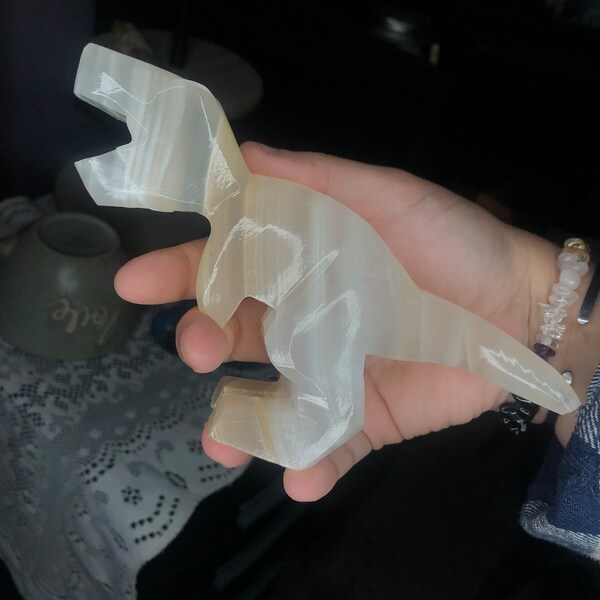 Large Amber Onyx T-rex Carving, Tyrannosaurus Carving, Stone Dinosaur ...