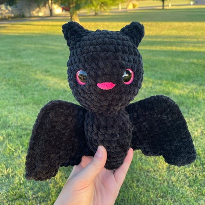PATTERN: Plush Binx the Bat Pattern Amigurumi Chunky Bat - Etsy