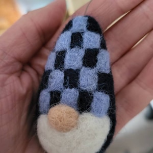 Mini Gonks, Felt Gnomes, Spring Dwarfs, Miniature Elfs, 3cm Tall ...