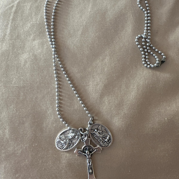 Divine Mercy Relic Medal Pack Third Class Relic Holy Card & Medal ...