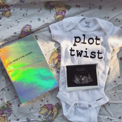 Plot Twist Onesie Baby Announcement Pregnancy Reveal - Etsy