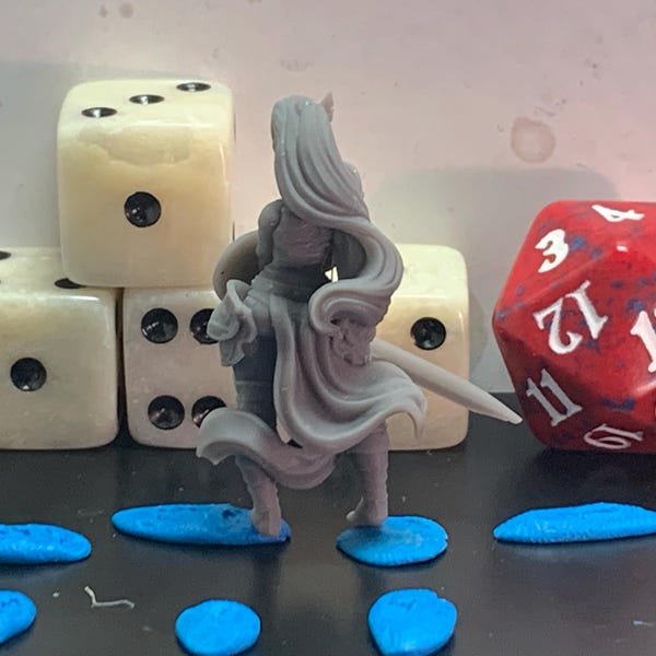 Helga - Valkyrie | 32mm or 28mm Fantasy Miniature | Dnd Miniature ...