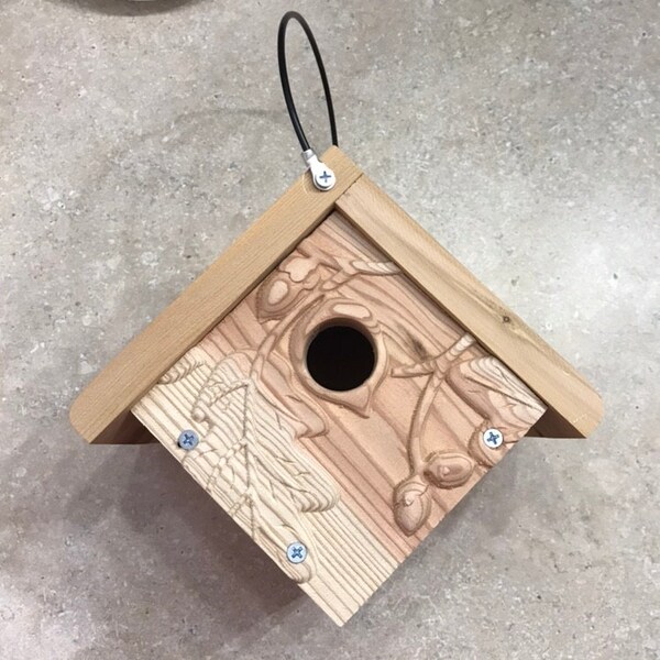 Cedar Wren House With Decorative Acorn Carved Face - Etsy